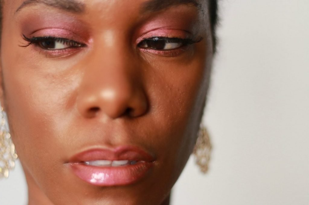 Look of the Week: Pink Shadow Trending and We're So Here for It ...